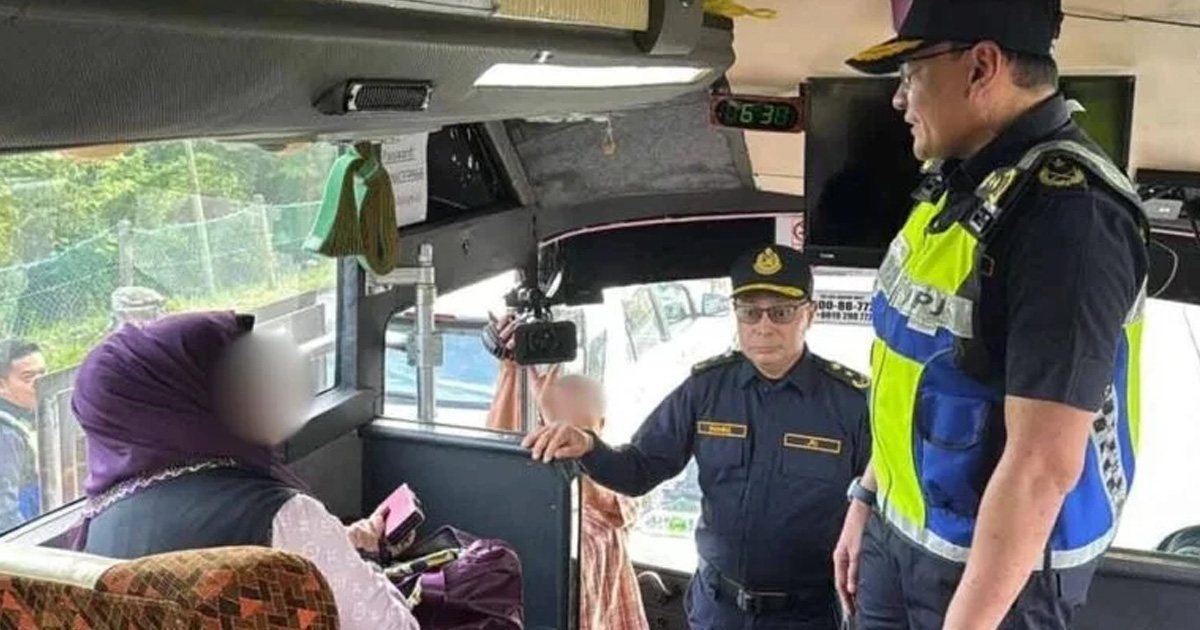 M'sia: Passengers on Buses Fined RM300 Each for Not Buckling Up During Surprise Checks