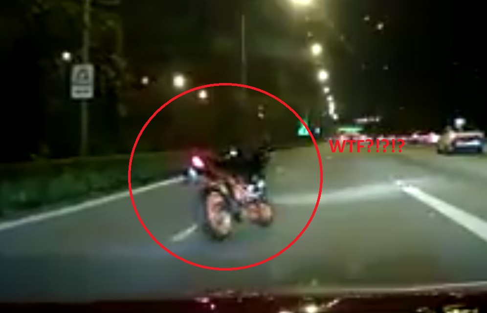 GHOST RIDER SPOTTED ON HIGHWAY. MOTORBIKE WITH NO RIDER!