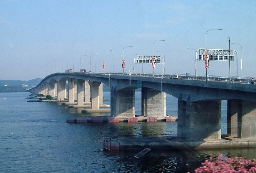 SINGAPORE TO REMOVE MOTORCYCLE TOLLS ON SECOND LINK!