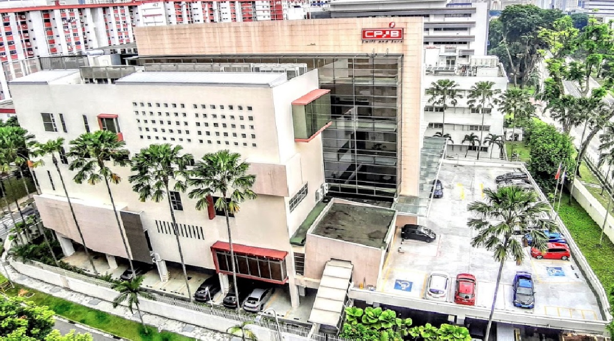 PRC MAN CHARGED IN COURT FOR BRIBERY OF $50