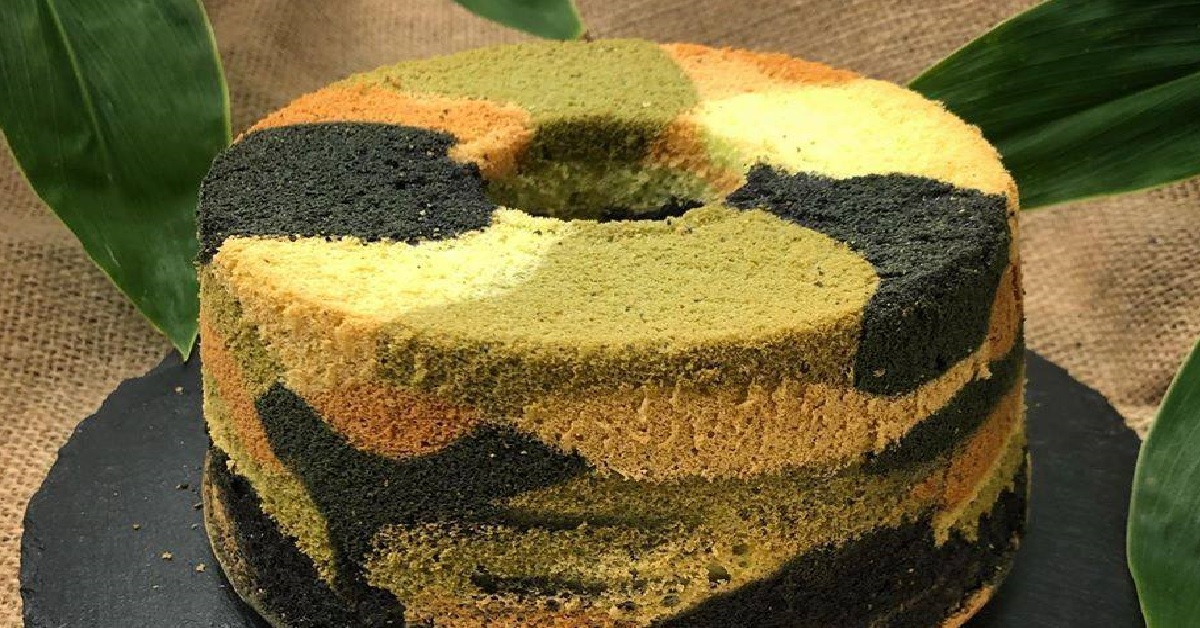 LOCAL BAKERY COMES UP WITH CAMO CAKE FOR SAF DAY
