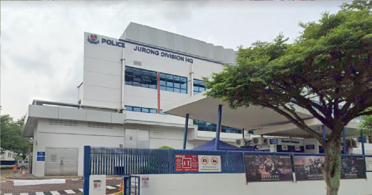 'AH LONG' 24Y.O. SPLASHING PAINT AT JURONG WEST ST61 CAUGHT BY POLICE