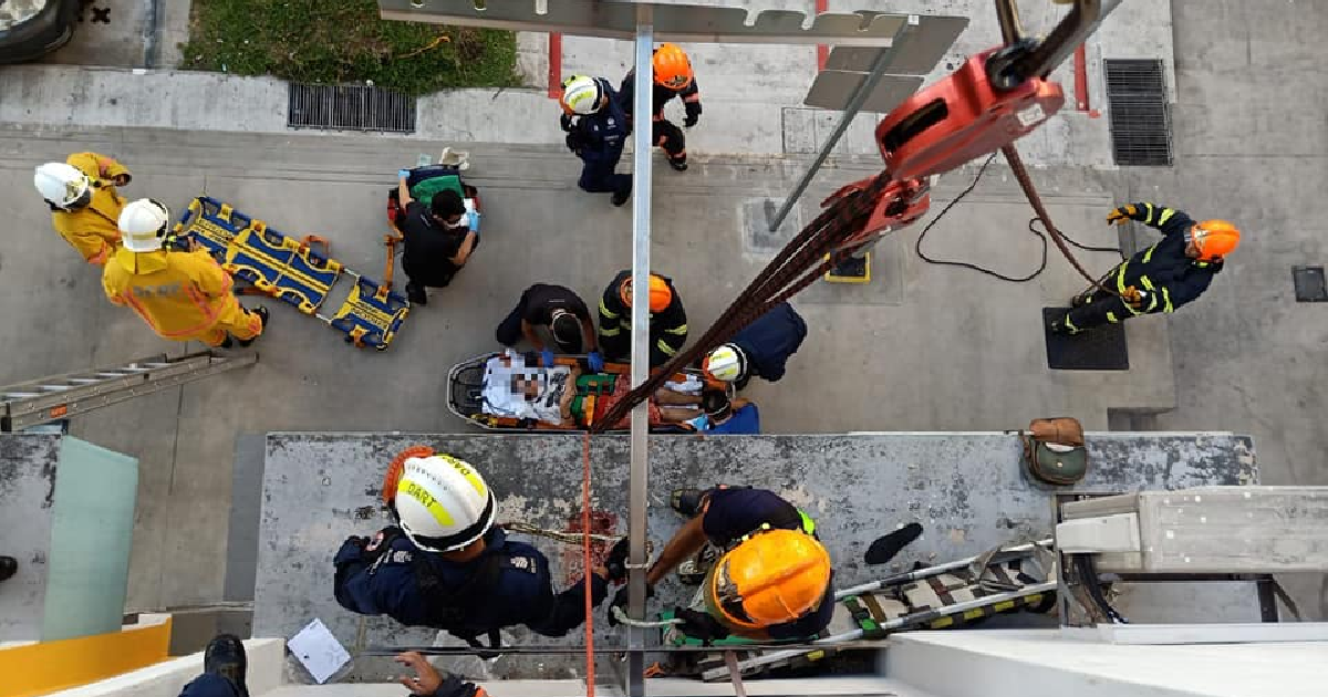 WOMAN FOUND INJURED ON LEDGE AT AMK AS SCDF CONDUCT HIGH RISE RESCUE ...