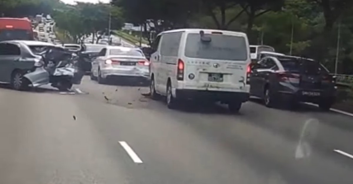 TOYOTA HIACE SPEEDS & DOESN'T KEEP DISTANCE, REAR ENDS VIOS & AUDI