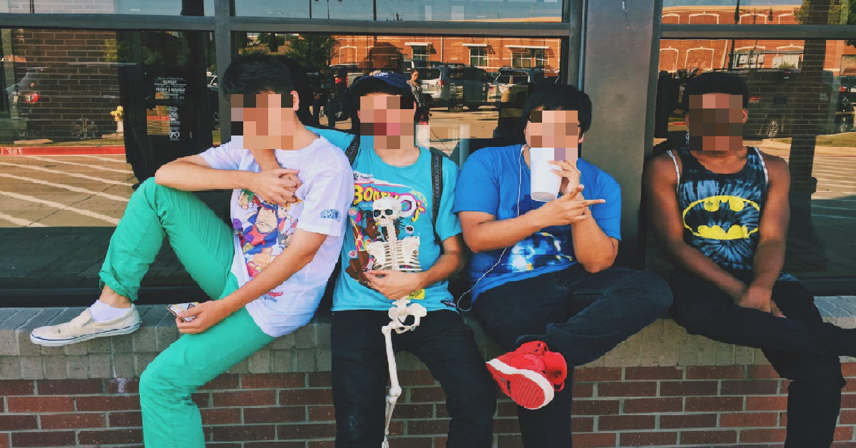 GUY'S OLD CLASSMATES GREW OLD, FAT & BALDING - SAYS GOOD LOOKS DON'T LAST