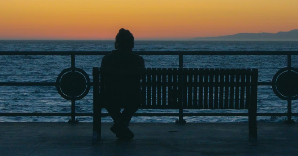 GUY DYING FROM STAGE 4 LUNG CANCER, BUT NOBODY IN HIS LIFE KNOWS