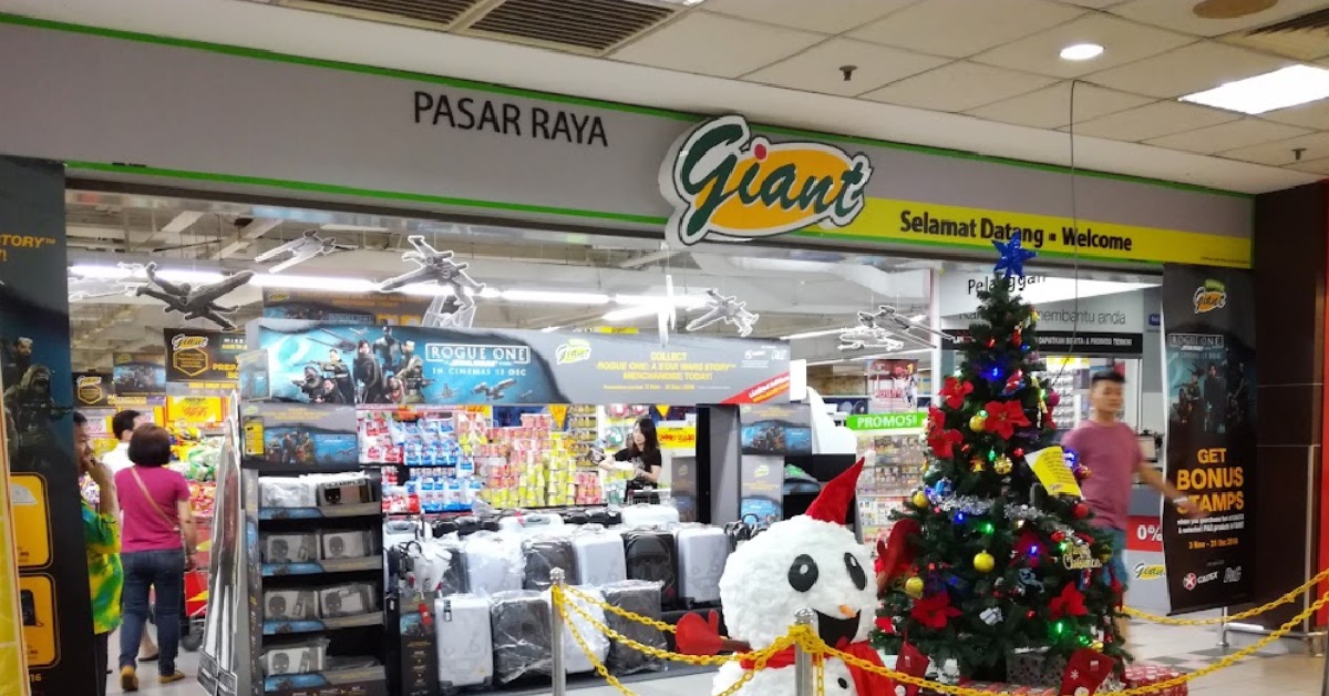 GIANT OFFERING SGD$10 VOUCHERS TO JB CUSTOMERS, CAN USE IN S'PORE