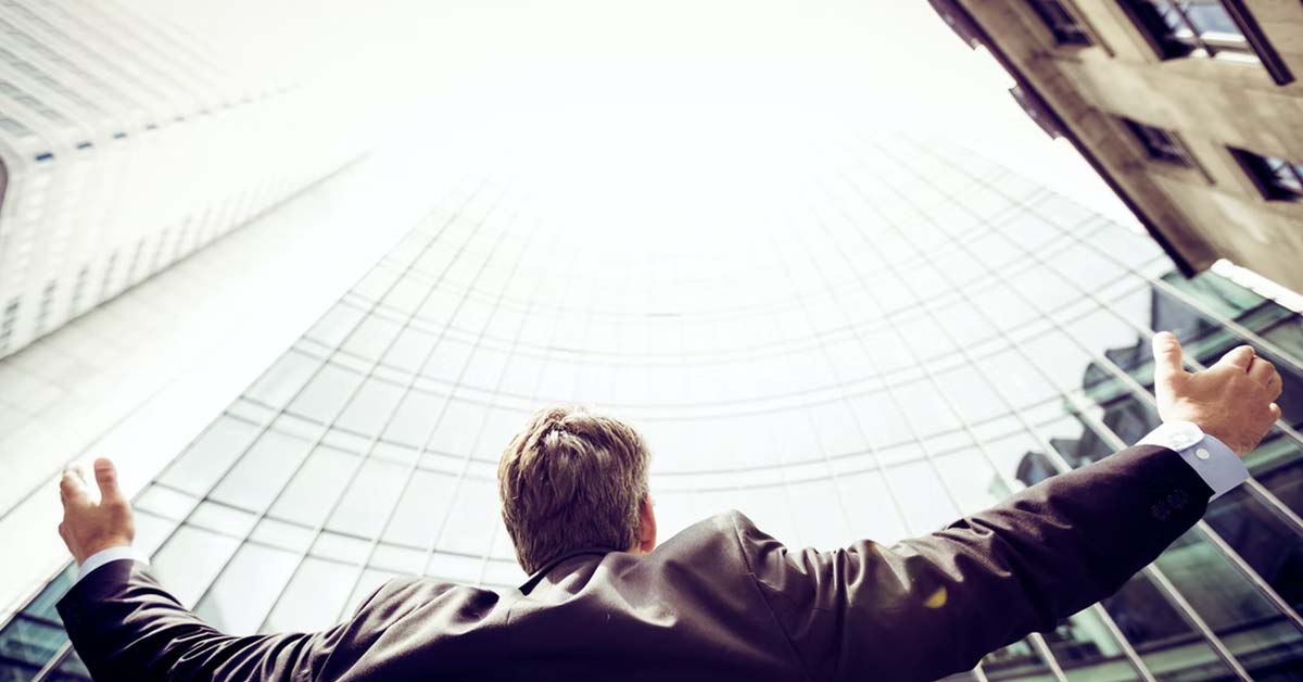 MAN SAID AMBITIOUS HIGH PERFORMING COLLEAGUE IS MAKING HIM LOOK BAD