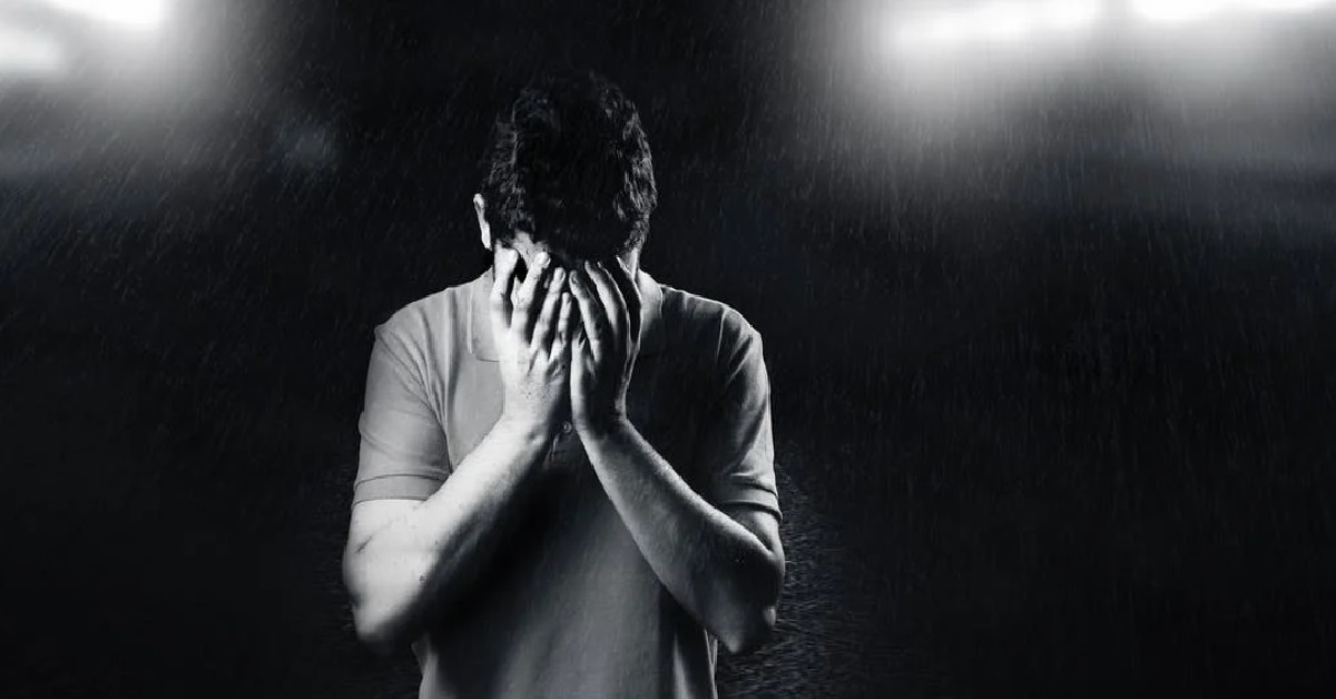 GUY GOT DUMPED BY HIS GF BECAUSE HE WANTED TO "SHARE HIS FEELINGS" WITH HER