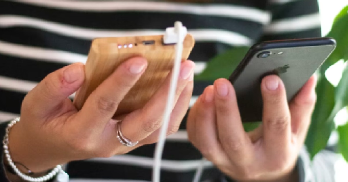 POWER BANK EXPLODES, S'PORE WOMAN KENA 1ST & 2ND DEGREE BURNS