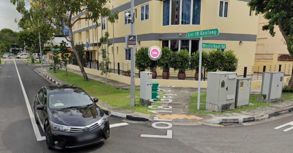 TOURIST ASKS IF GEYLANG IS SAFE, WANTS TO EXPERIENCE THE "AUTHENTIC" S'PORE