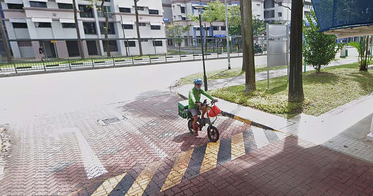 GRAB RIDER SHARES WHAT HE SEES FROM THE JOB AND LEARNS "HOW TO BE HUMAN"