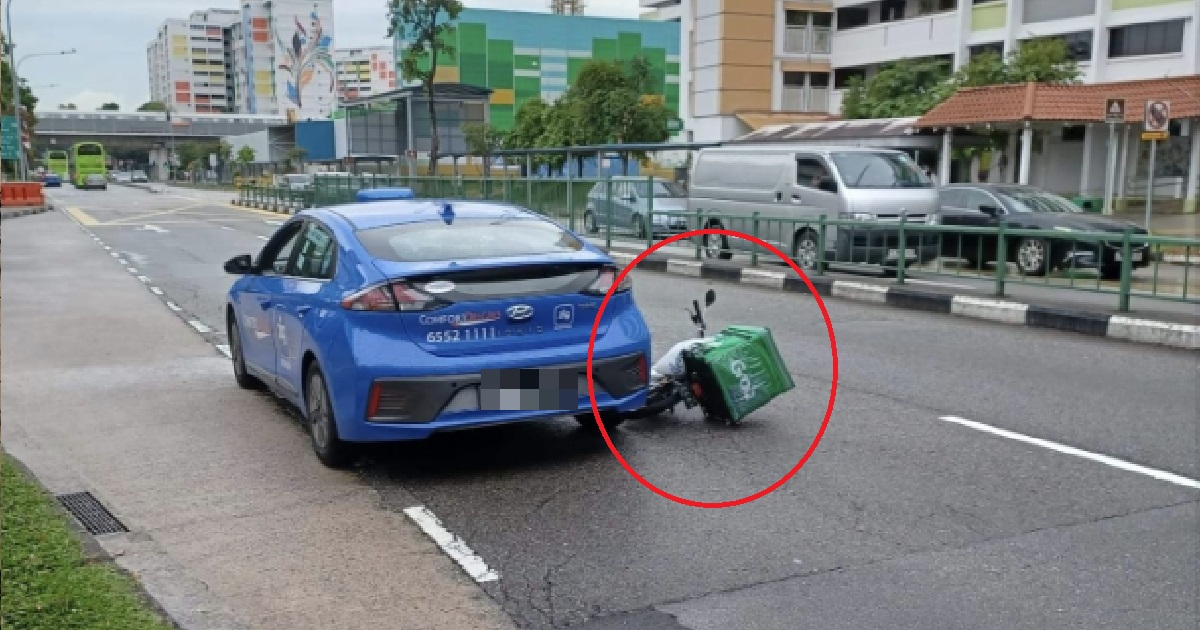 ANOTHER GRABFOOD RIDER INVOLVED IN ACCIDENT, THIS TIME WITH TAXI @ YISHUN