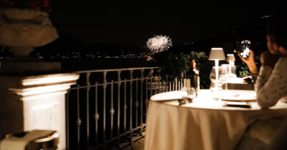 KAYPOH FRIEND FOLLOWS COUPLE ON THEIR DINNER DATE, ASKS "WHY NEVER PAY ...