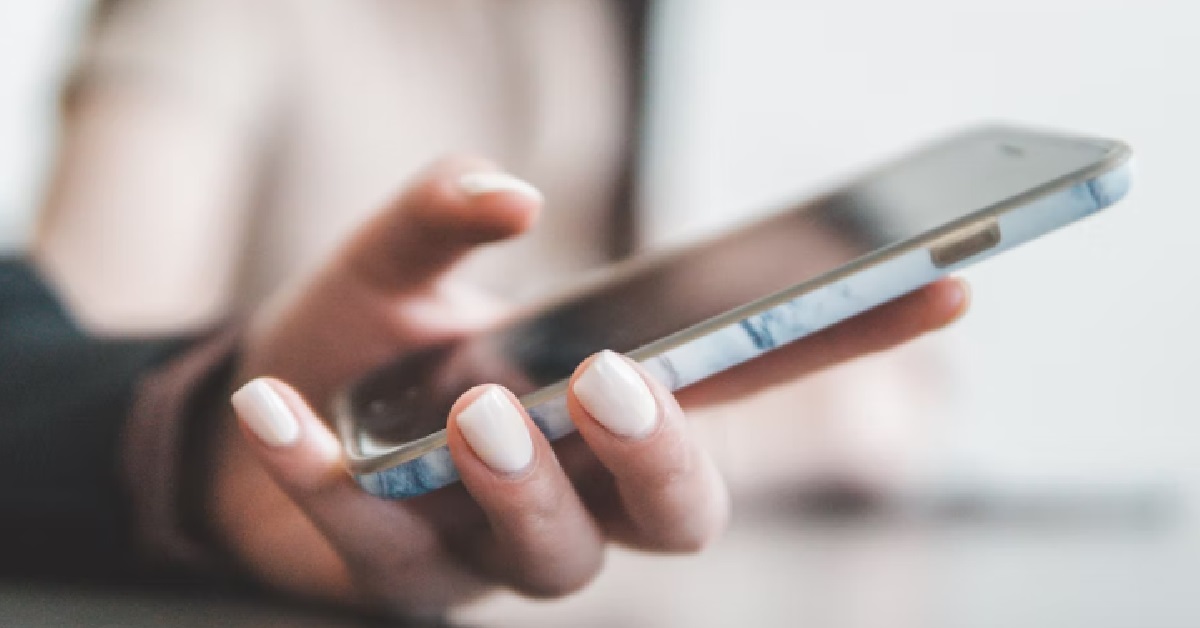 GIRL RECEIVED "MOH" SCAM CALL FROM PERSONAL NUMBER, WHO HAD HER NAME WRONG