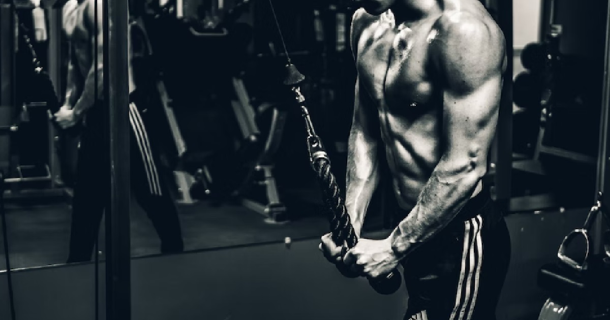 GUY CAN'T STOP THINKING OF HIS GYM BRO & WANTS TO KISS HIM - "I THOUGHT ...