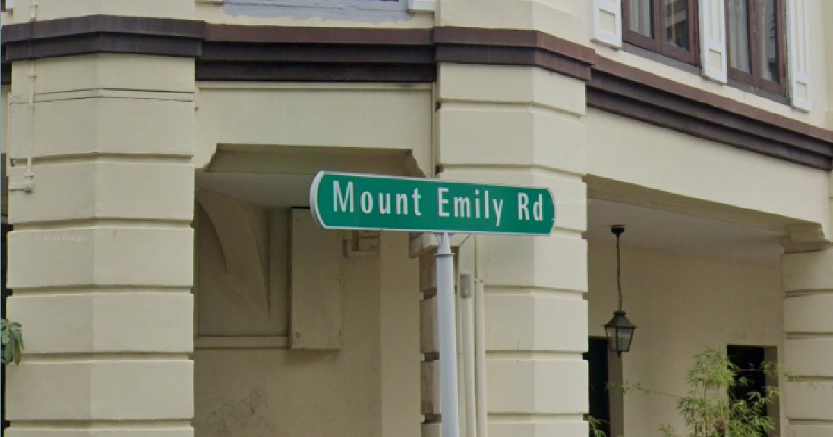 32 Y.O WOMAN ARRESTED FOR THROWING THINGS DOWN RESIDENTIAL UNIT @ MT ...