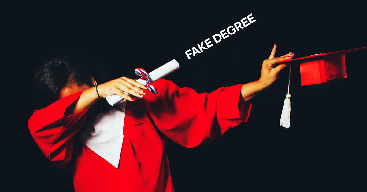 MAN FAILED MODULES, HAVENT GRADUATE FROM NUS & LIE TO EMPLOYER HE PASSED