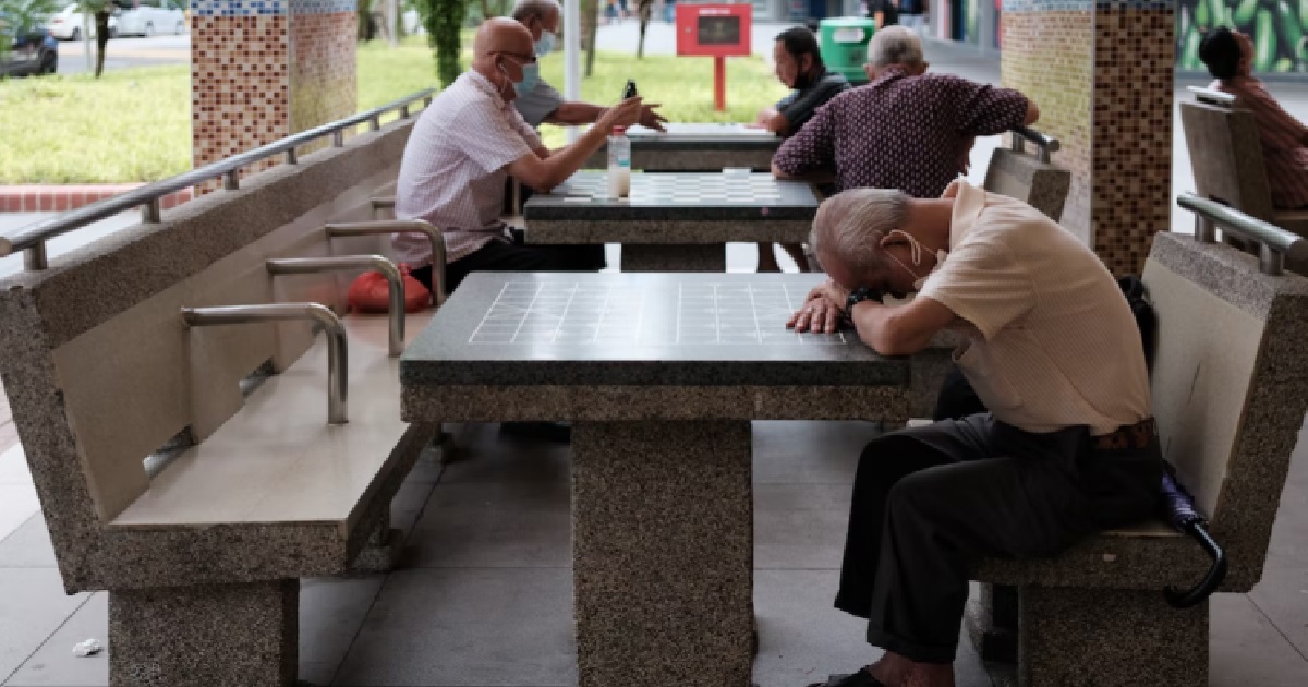 MAN SAYS RETIRING EARLY IN S'PORE IS IMPOSSIBLE, WANTS TO RETIRE IN 3RD ...