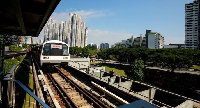 MRT & BUS TIMINGS EXTENDED UNTIL LATE ON GOOD FRIDAY EVE, NO NEED ...