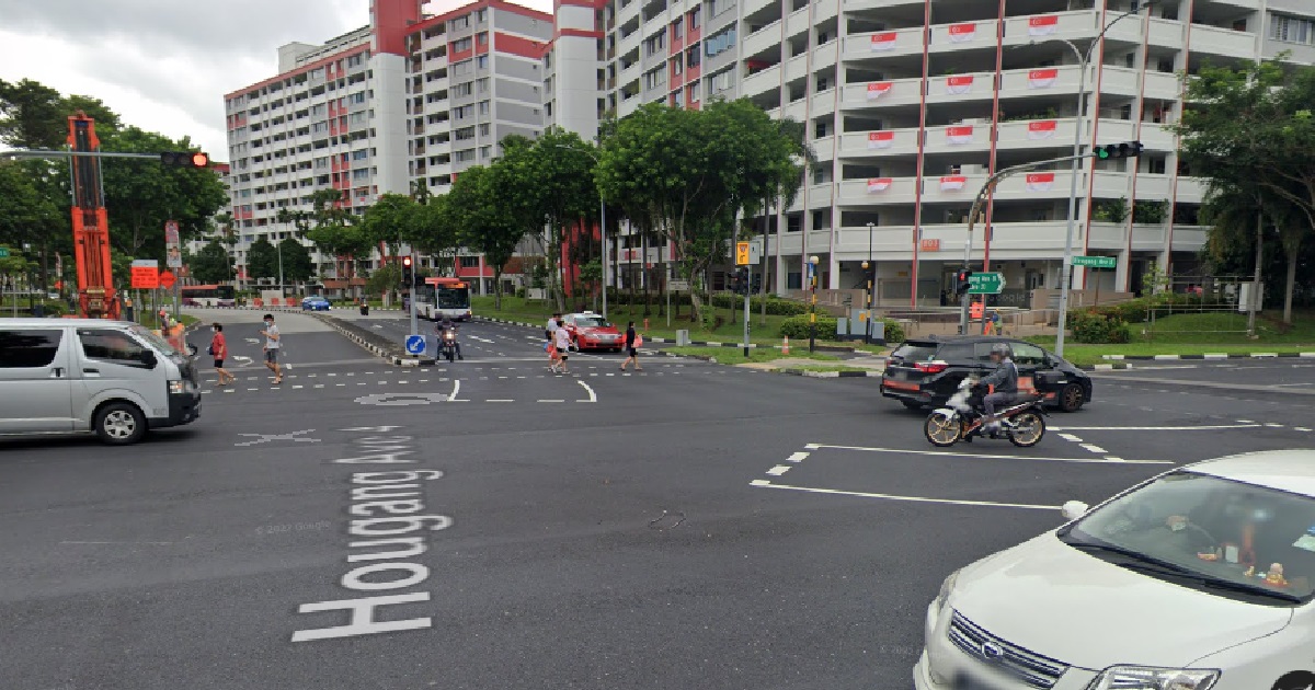 41 Y.O DELIVERY RIDER KILLED AFTER BEING HIT BY CAR @ HOUGANG, SENT ...