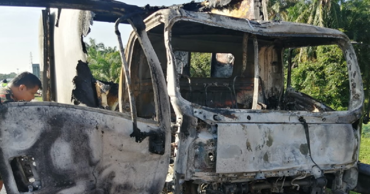 LORRY DRIVER BURNT ALIVE AFTER HORRIFIC CRASH WITH VAN & WENT UP IN FLAMES