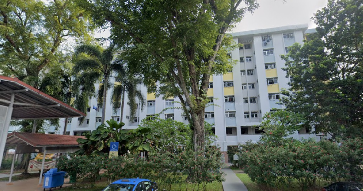28 Y.O MAN'S DEAD BODY FOUND ROTTING IN OWEN RD FLAT, SMELL SPREAD ...