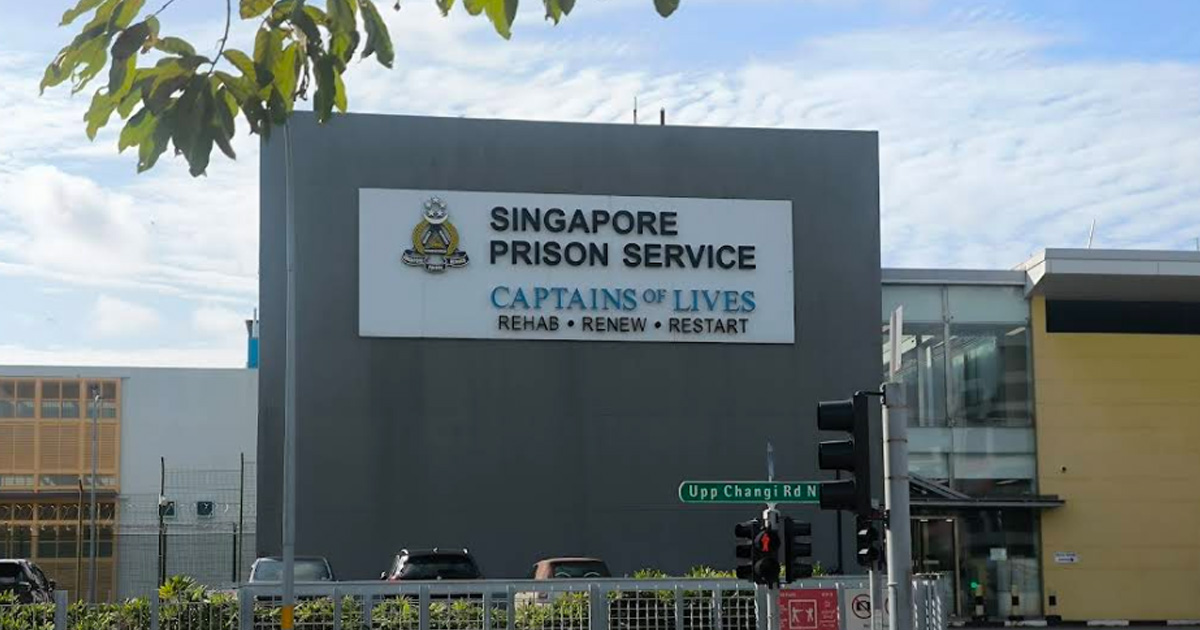 S’porean Prison Officer Charged: Smuggled Nude Photos into Changi ...